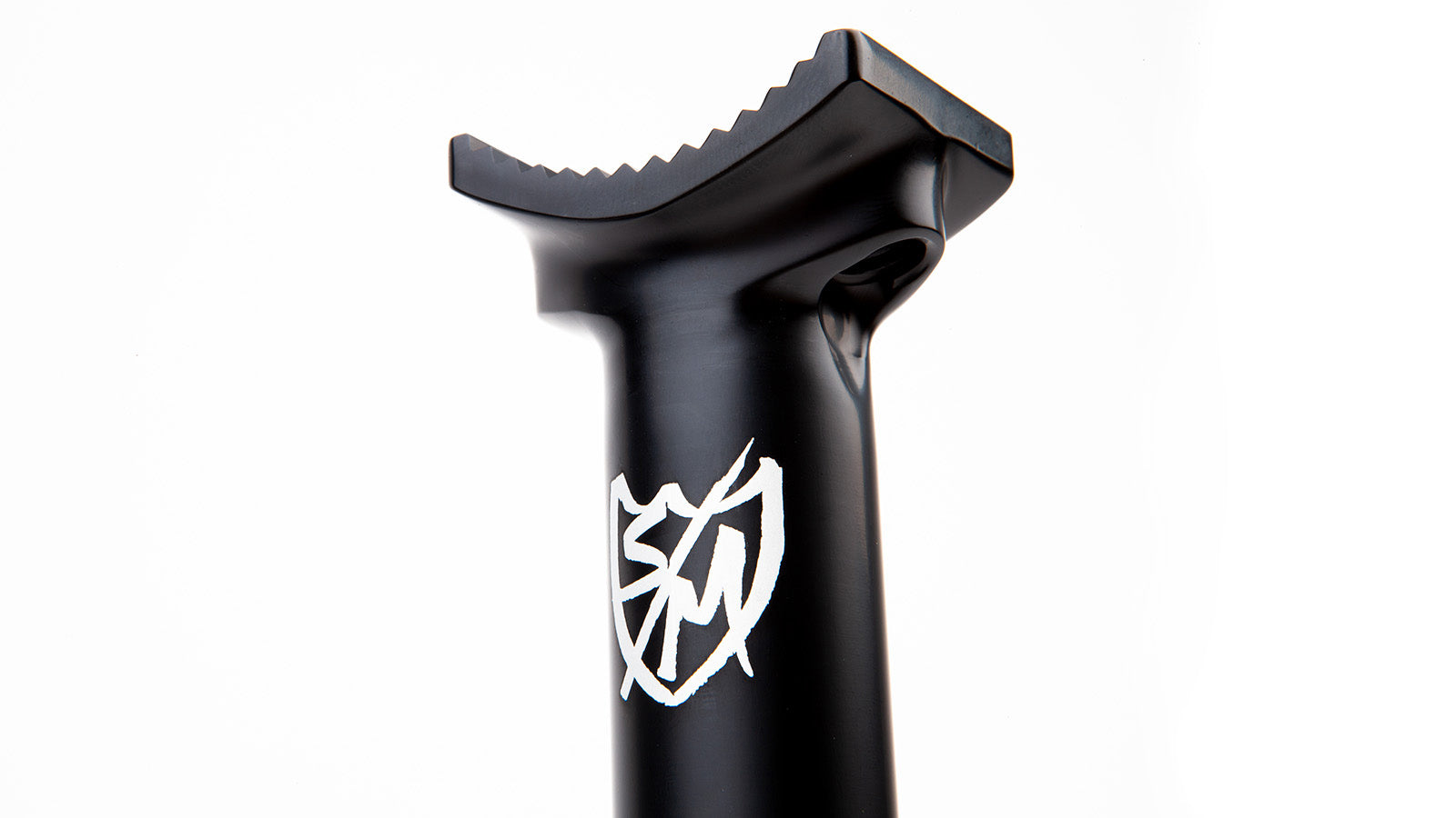 Stealth pivotal seat store